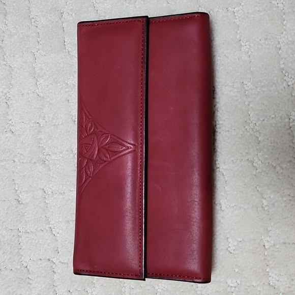 Rolfs | Bags | Rolfs American Classic Wallet | Poshmark